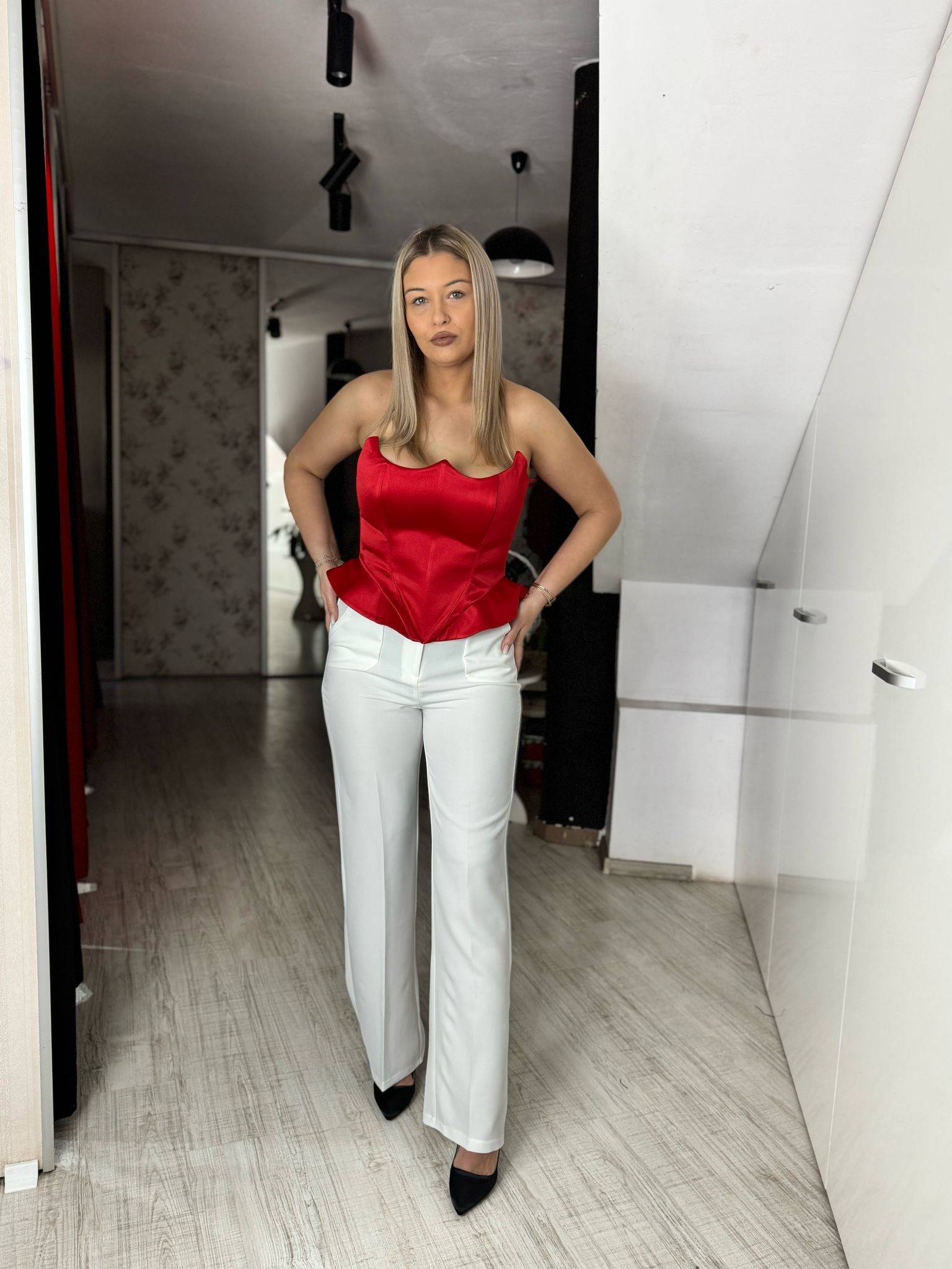 Gyulia Fashion - Magazin Online de imbracaminte si accesorii