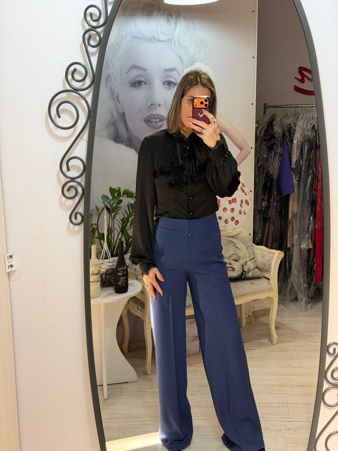 Camasa neagra cu jabou si dantela – Gyulia Fashion Dej