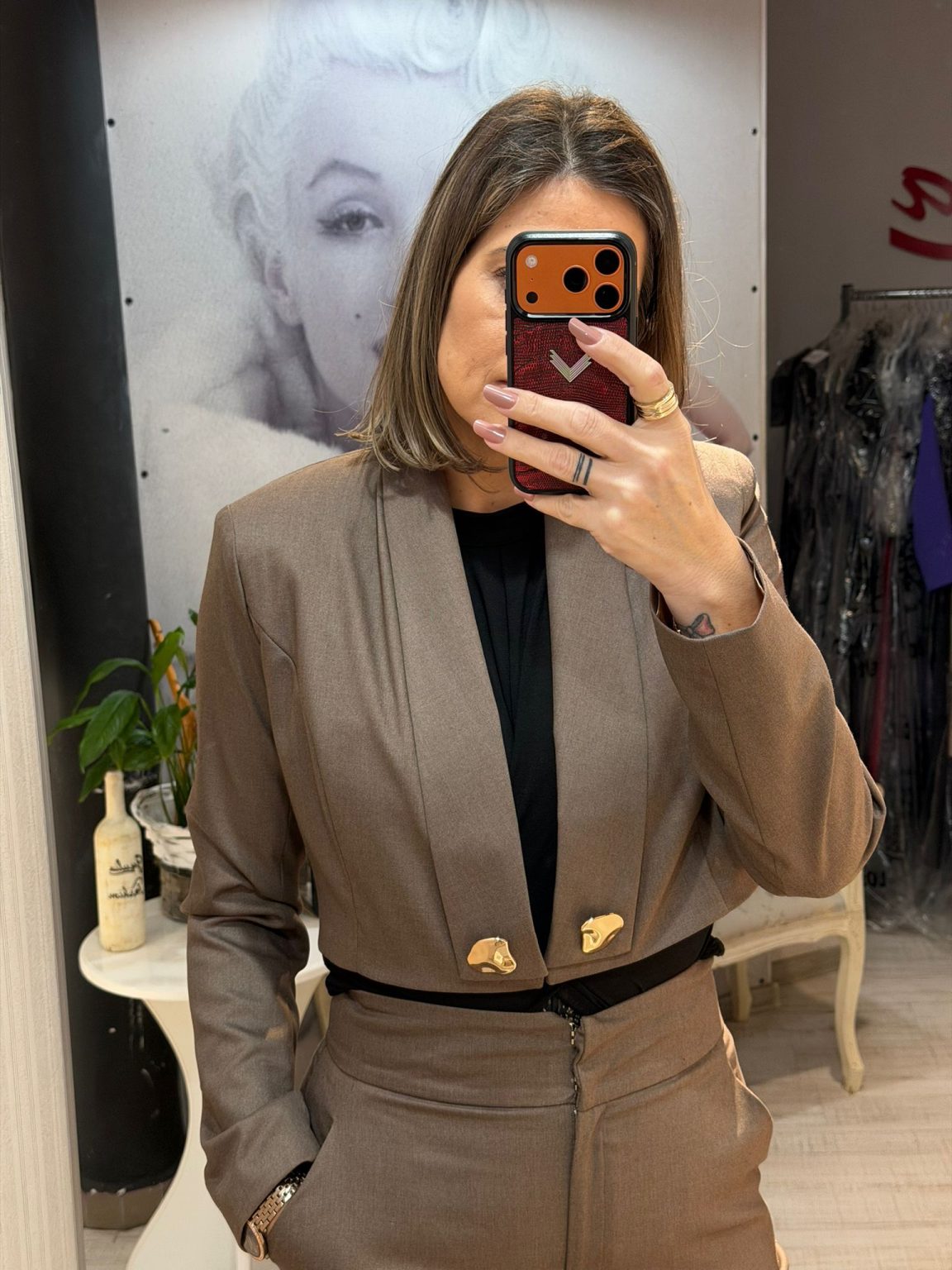 Costum bella brown – Gyulia Fashion Dej